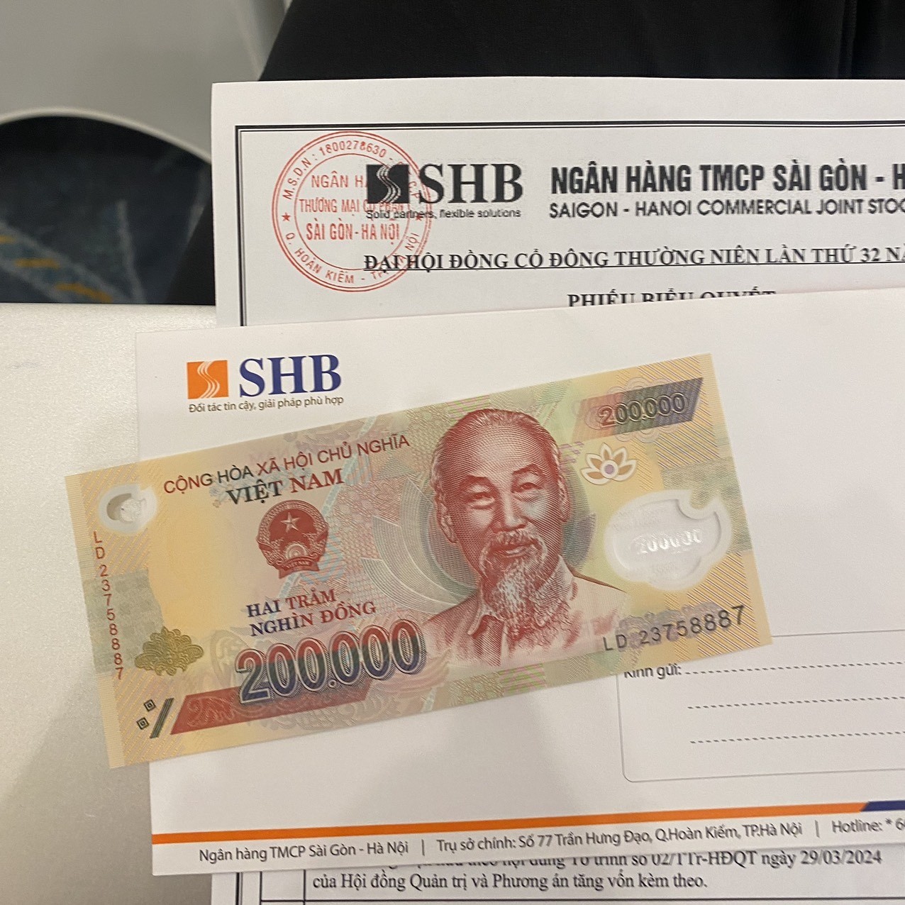 Loạt doanh nghiệp mạnh tay ‘lì xì’ tiền mặt mời cổ đông tham dự đại hội ...